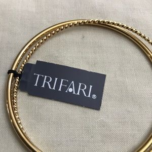 Trifari | Jewelry | Vintage 2 Pack Nwt Trifari Gold Bangle Bracelet ...